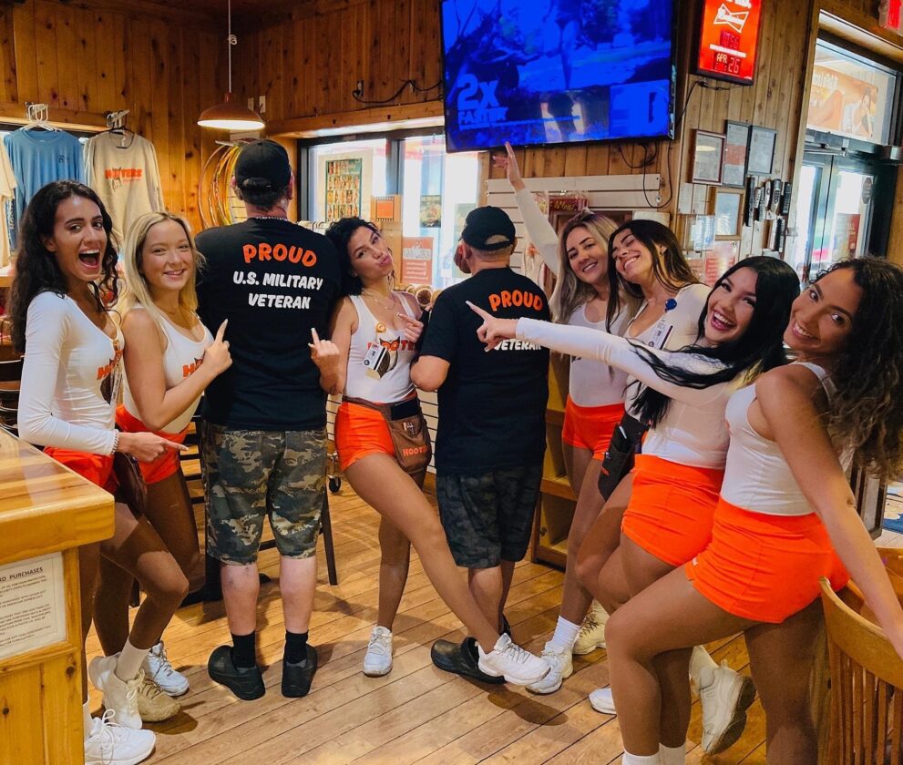 South Florida Hooters restaurants want to hire veterans - Cape Coral Breeze